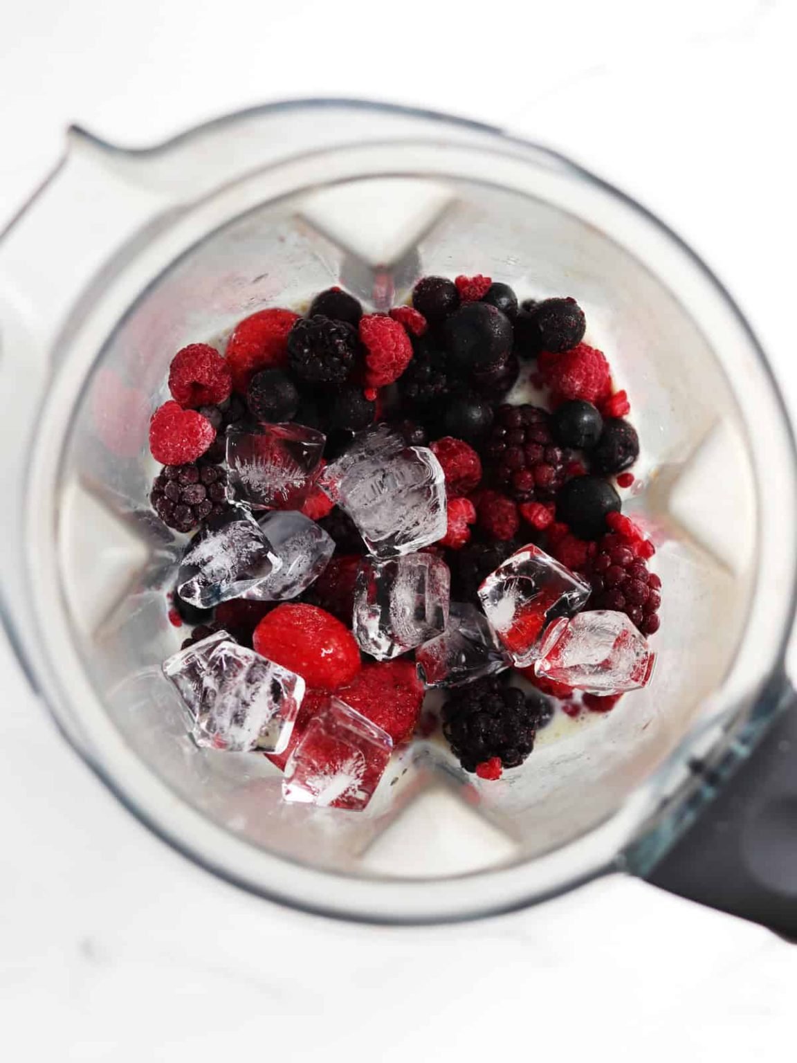 How to Blend Frozen Ingredients Safely: Expert Tips & Tricks - KitchenAbly