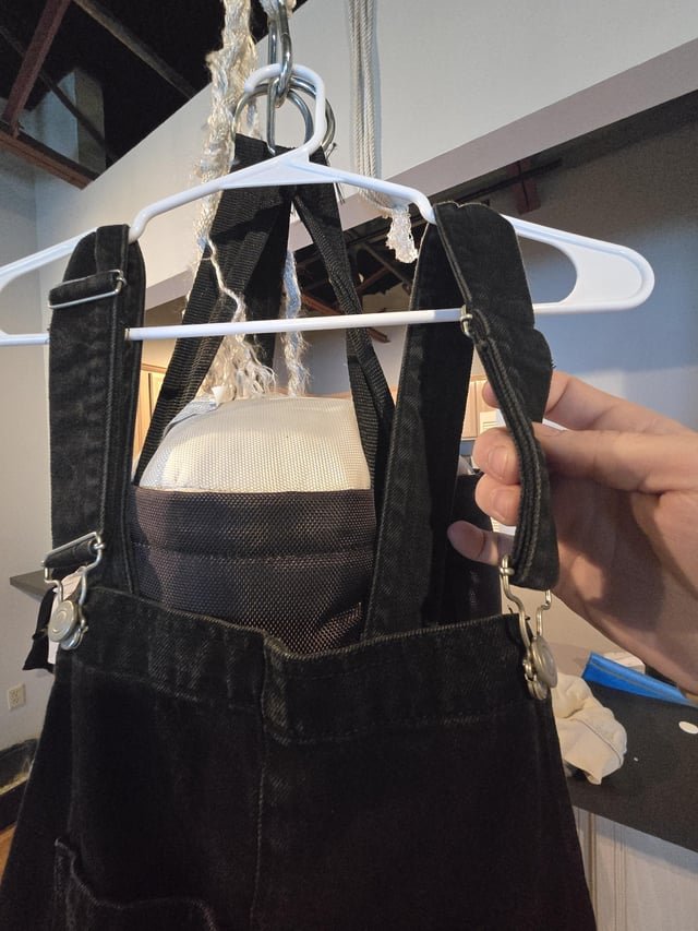 How to Fix Broken Apron Buckle: Easy DIY Solutions - KitchenAbly