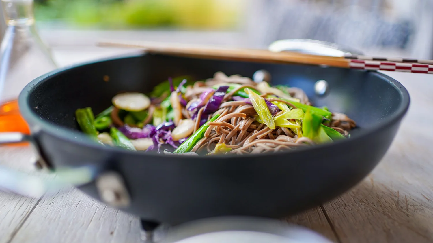 How to Make Stir Fry in Wok: Easy Steps for Perfect Flavor - KitchenAbly