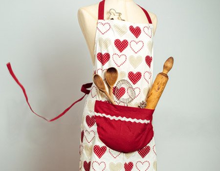 How to Remove Stains from Apron: Easy and Effective Tips - KitchenAbly