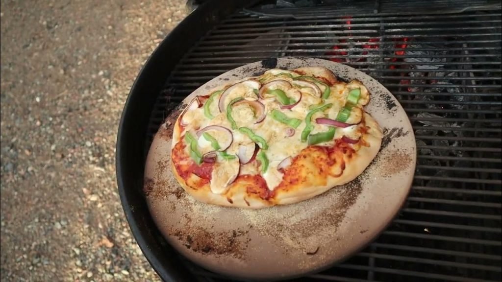How to Set Up Pizza Stone in Weber Grill: Ultimate Guide - KitchenAbly