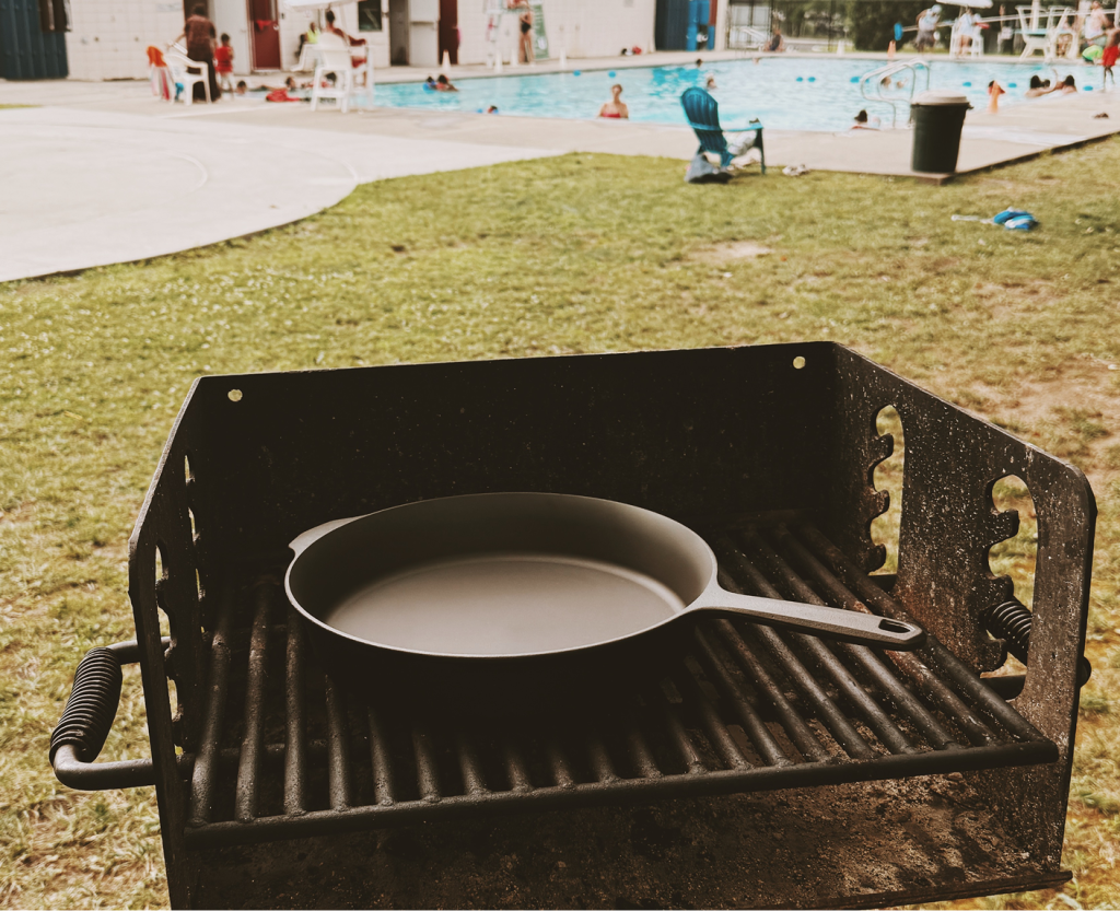 How to Store Cast Iron Skillet for Grill Use: Ultimate Care Tips ...